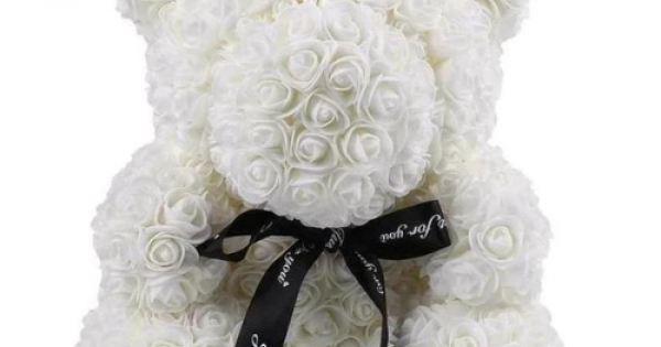 ️Мече от рози в кутия Подаръци за Жена|Podaratsi.bg®